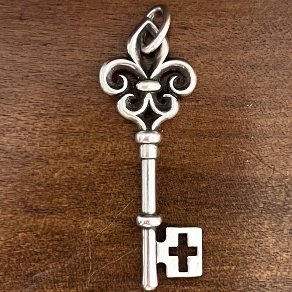James Avery | Jewelry | James Avery Retired Key Of St Marys Sterling ...